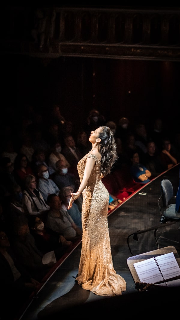 Mariana Flores | Soprano – Soprano